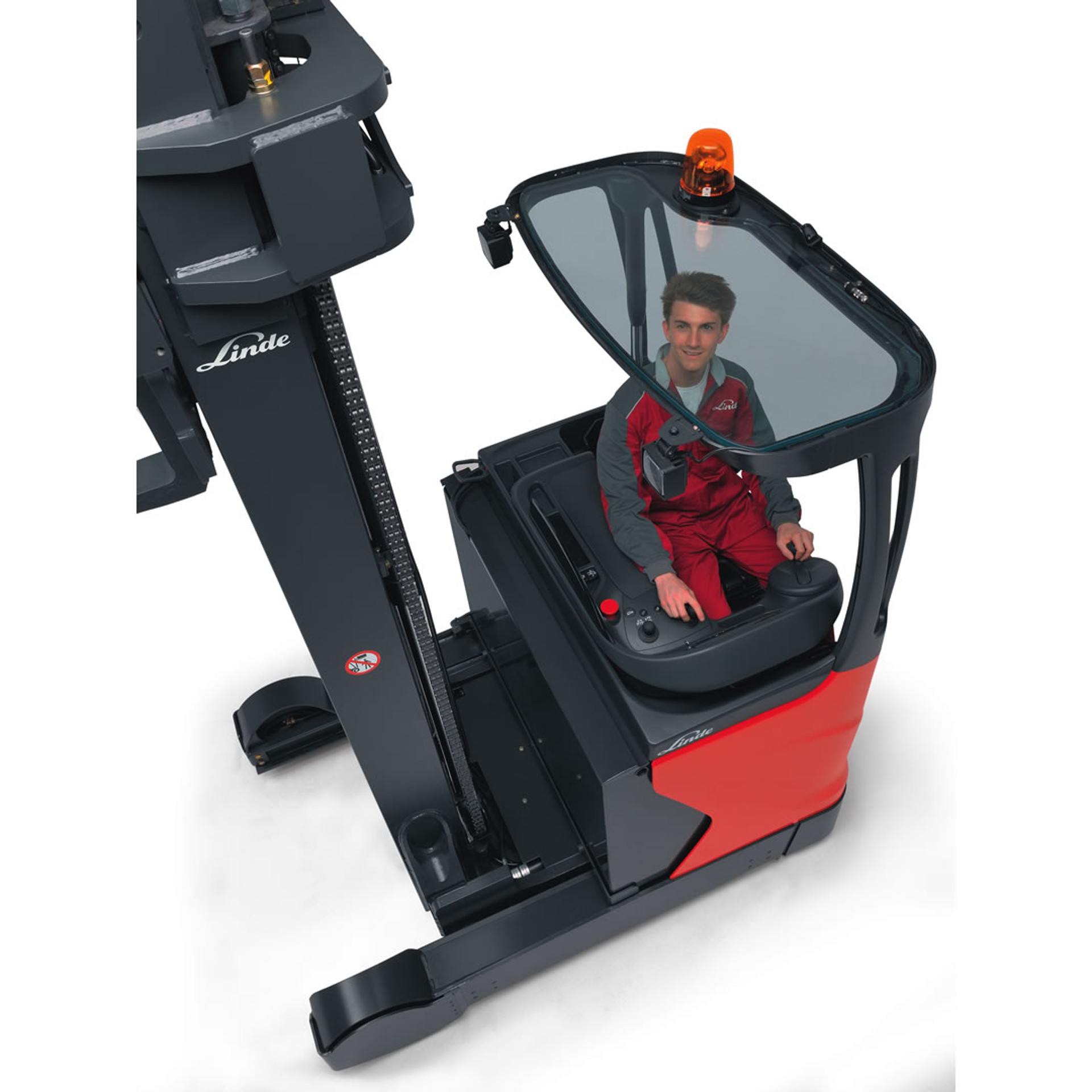 Schubmaststapler von Linde Material Handling Schweiz